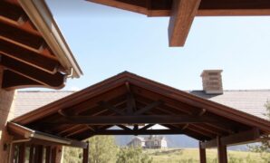 The Difference Between Open Eaves vs Closed Eaves